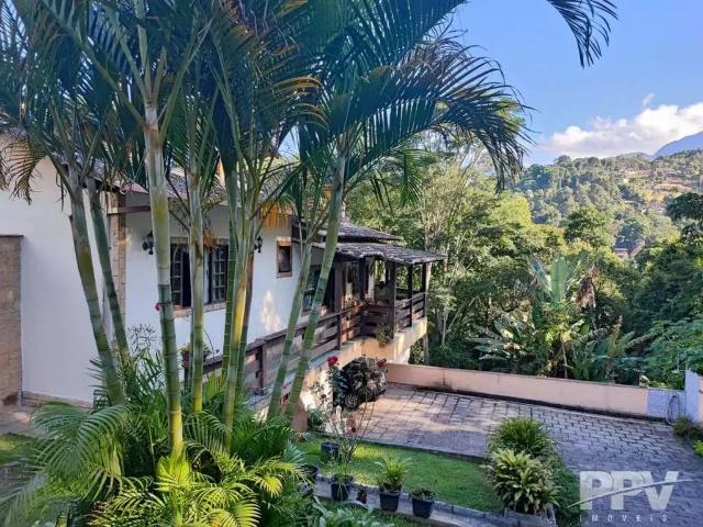 Casa / Sobrado para Venda em Teresópolis/RJ Parque do Imbui 4 Quartos