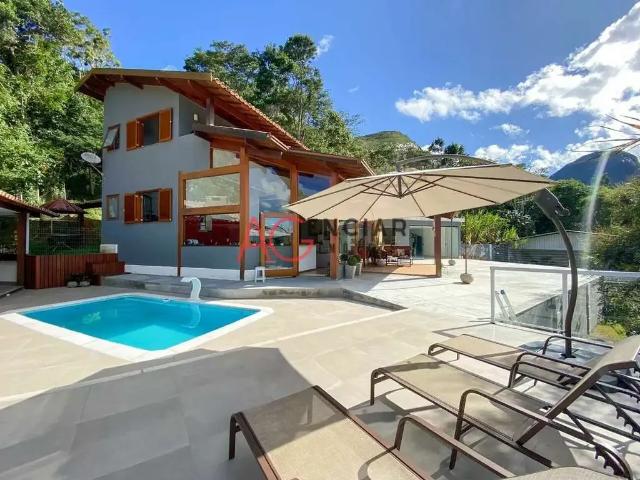 Casa / Sobrado para Venda em Teresópolis/RJ Parque do Imbui 4 Quartos