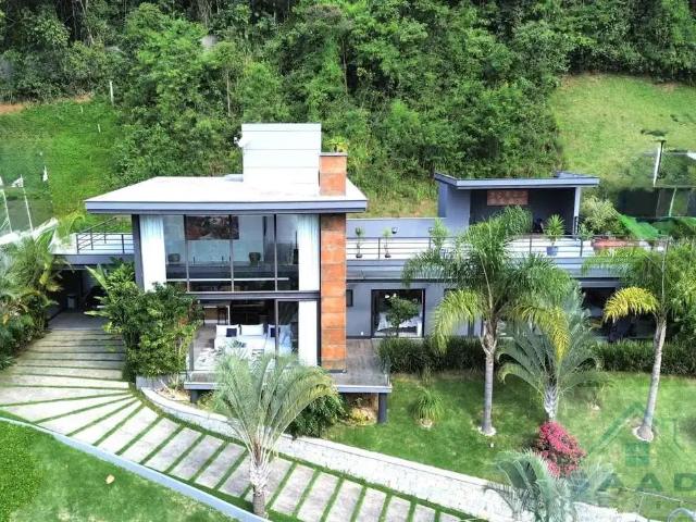 Casa / Sobrado para Venda em Teresópolis/RJ Parque do Imbui 4 Quartos