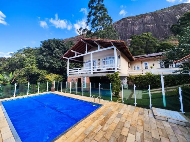 Casa / Sobrado para Venda em Teresópolis/RJ Parque do Imbui 4 Quartos