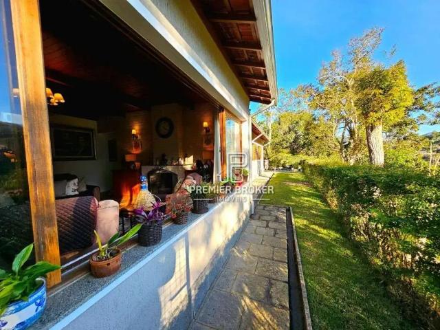 Casa / Sobrado para Venda em Teresópolis/RJ Parque do Imbui 5 Quartos
