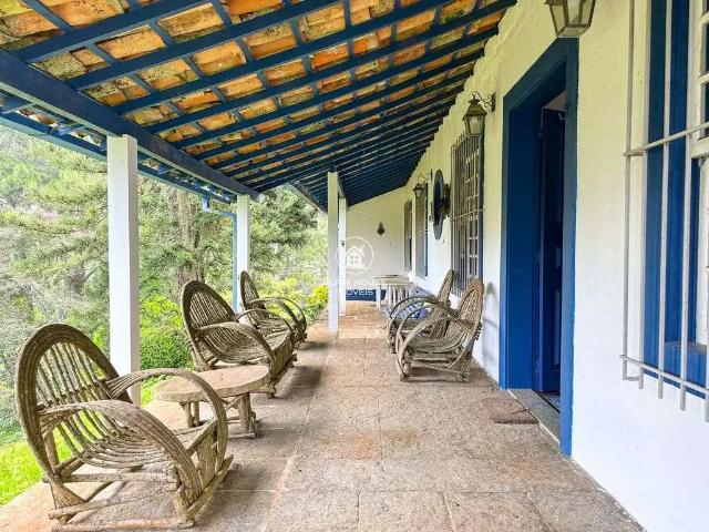 Casa / Sobrado para Venda em Teresópolis/RJ Parque do Ingá 4 Quartos