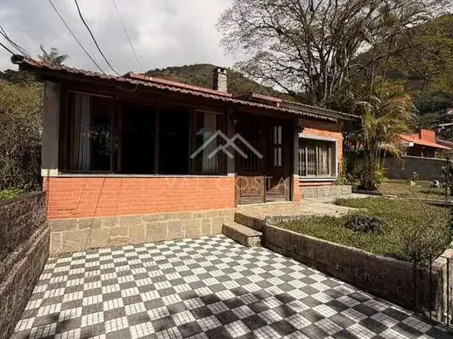 Casa / Sobrado para Venda em Teresópolis/RJ Parque do Ingá 5 Quartos