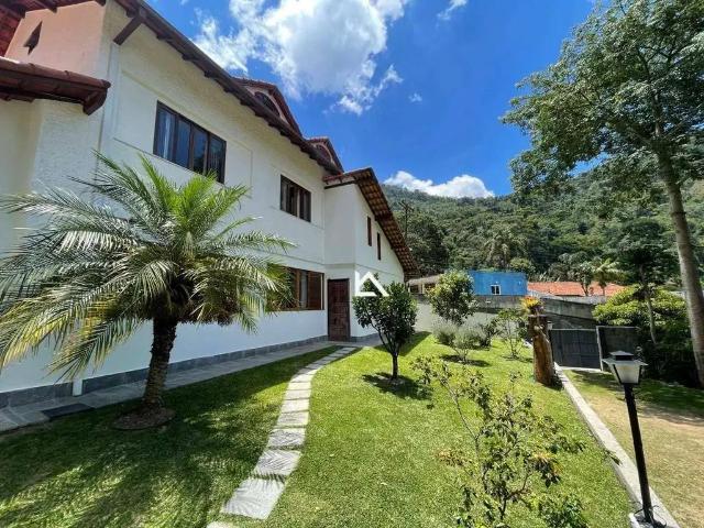 Casa / Sobrado para Venda em Teresópolis/RJ Parque do Ingá 7 Quartos