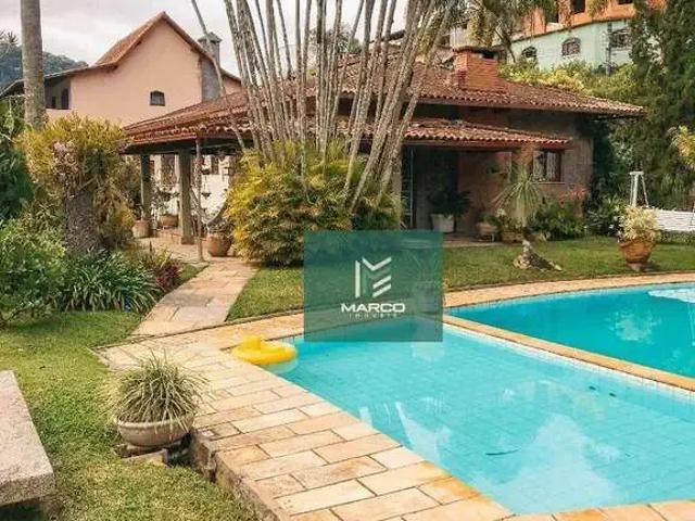 Casa / Sobrado para Venda em Teresópolis/RJ Pimenteiras 12 Quartos