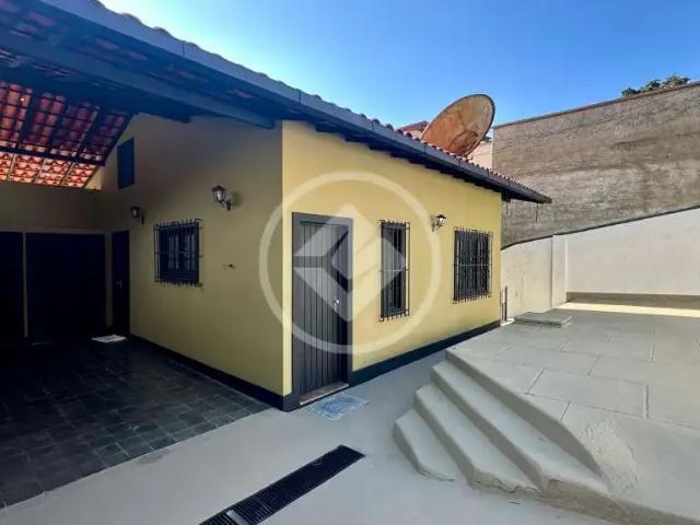 Casa / Sobrado para Venda em Teresópolis/RJ Pimenteiras 3 Quartos