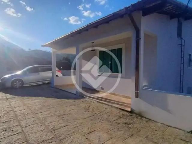 Casa / Sobrado para Venda em Teresópolis/RJ Pimenteiras 4 Quartos