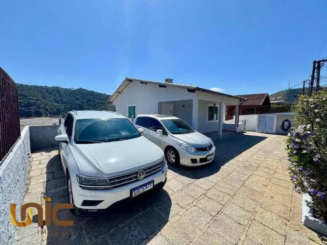 Casa / Sobrado para Venda em Teresópolis/RJ Pimenteiras 4 Quartos