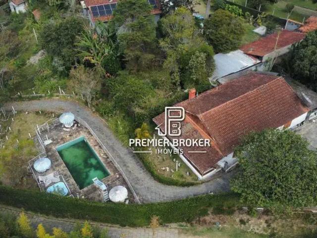 Casa / Sobrado para Venda em Teresópolis/RJ Posse 3 Quartos