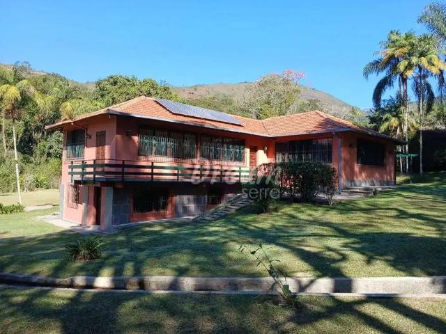 Casa / Sobrado para Venda em Teresópolis/RJ Posse 6 Quartos