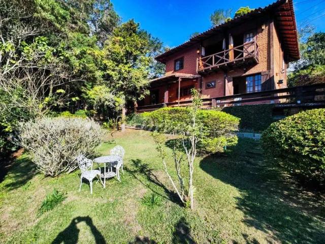 Casa / Sobrado para Venda em Teresópolis/RJ Prata 5 Quartos