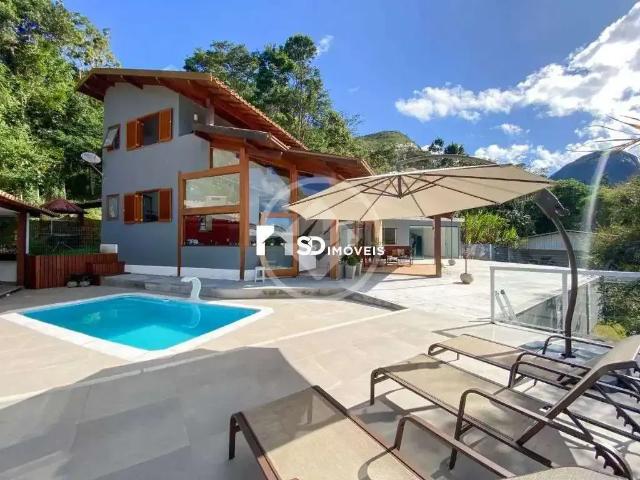 Casa / Sobrado para Venda em Teresópolis/RJ Quebra Frascos 4 Quartos