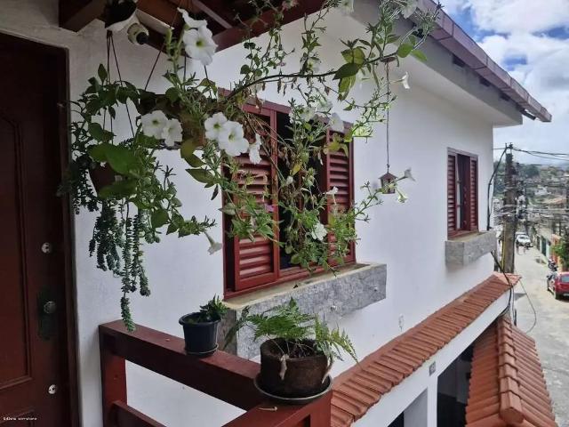 Casa / Sobrado para Venda em Teresópolis/RJ São Pedro 4 Quartos
