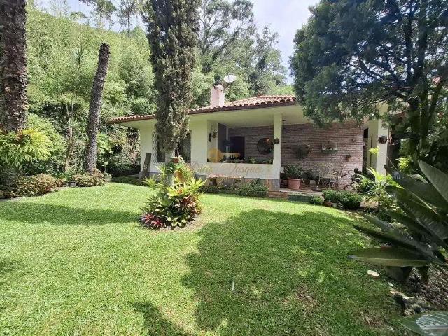 Casa / Sobrado para Venda em Teresópolis/RJ São Pedro 3 Quartos