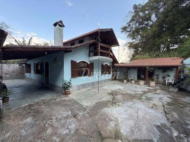 Casa / Sobrado para Venda em Teresópolis/RJ Soberbo 3 Quartos