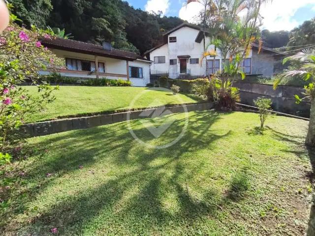 Casa / Sobrado para Venda em Teresópolis/RJ Taumaturgo 3 Quartos