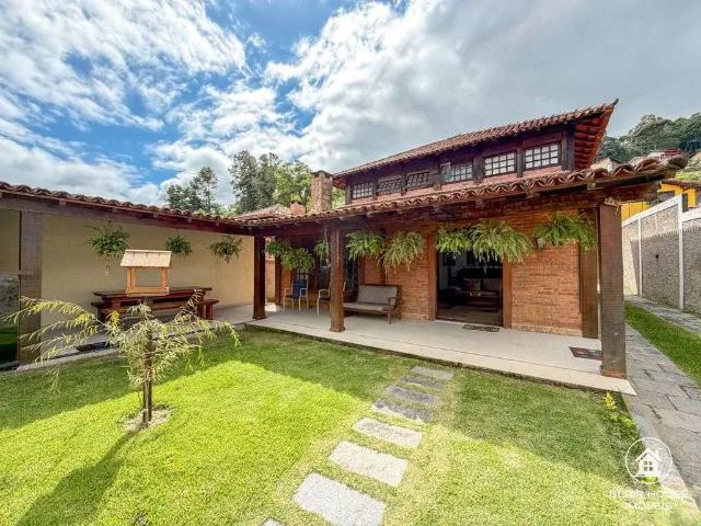 Casa / Sobrado para Venda em Teresópolis/RJ Tijuca 4 Quartos