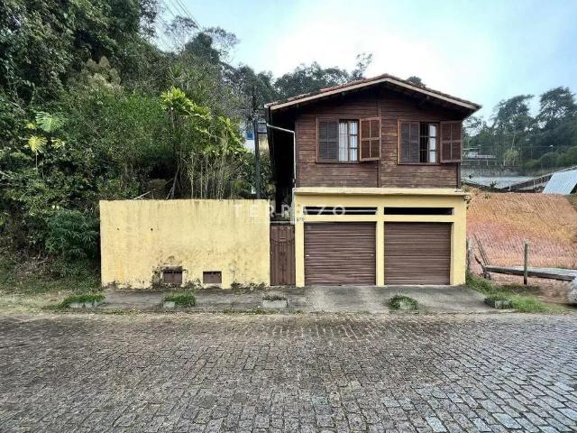 Casa / Sobrado para Venda em Teresópolis/RJ Tijuca 5 Quartos