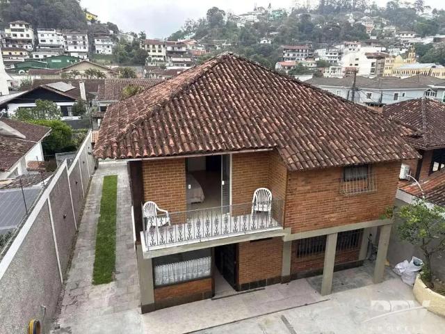 Casa / Sobrado para Venda em Teresópolis/RJ Tijuca 6 Quartos