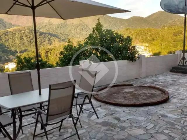 Casa / Sobrado para Venda em Teresópolis/RJ Tijuca 2 Quartos
