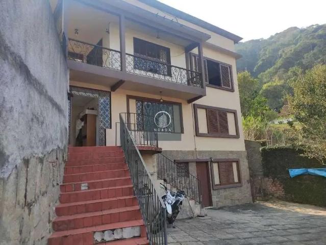 Casa / Sobrado para Venda em Teresópolis/RJ Vale do Paraíso 5 Quartos