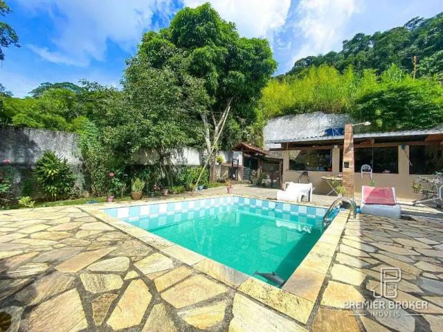 Casa / Sobrado para Venda em Teresópolis/RJ Vale do Paraíso 5 Quartos