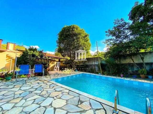 Casa / Sobrado para Venda em Teresópolis/RJ Vale do Paraíso 5 Quartos