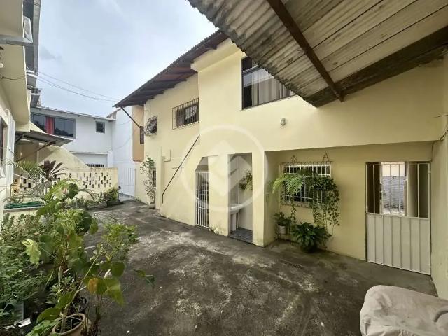 Casa / Sobrado para Venda em Teresópolis/RJ Vale do Paraíso 10 Quartos