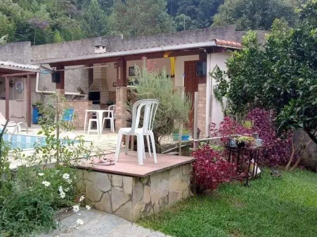 Casa / Sobrado para Venda em Teresópolis/RJ Vale do Paraíso 3 Quartos