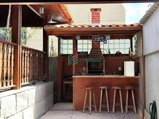 Casa / Sobrado para Venda em Teresópolis/RJ Várzea 4 Quartos