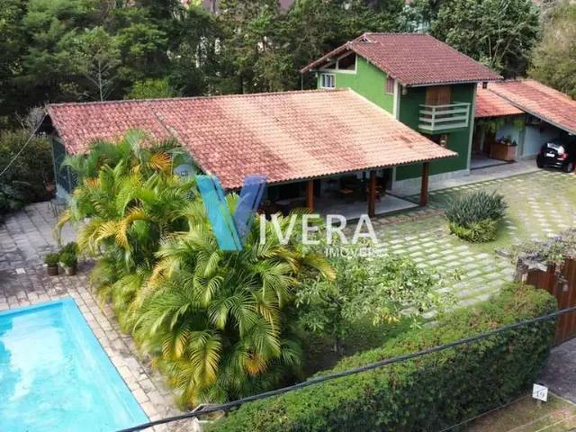 Casa / Sobrado para Venda em Teresópolis/RJ Várzea 4 Quartos