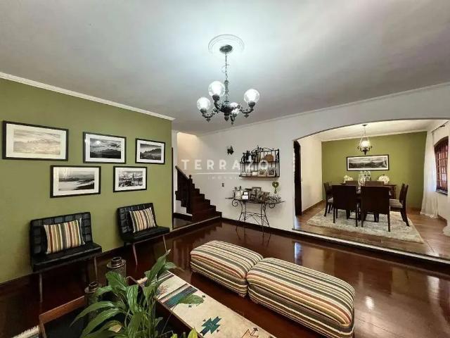 Casa / Sobrado para Venda em Teresópolis/RJ Várzea 4 Quartos
