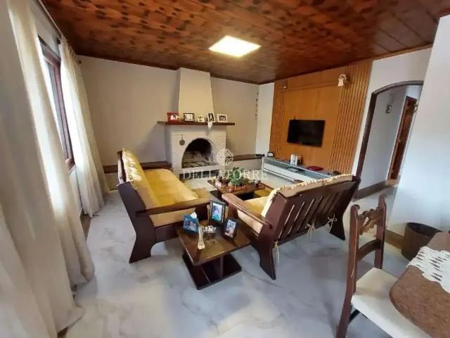 Casa / Sobrado para Venda em Teresópolis/RJ Várzea 3 Quartos