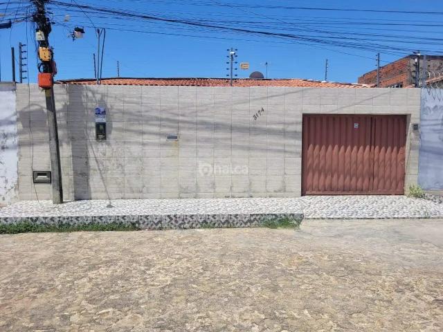 Casa / Sobrado para Venda em Teresina/PI Novo Horizonte 4 Quartos