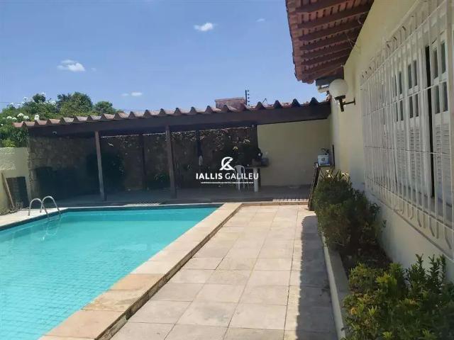 Casa / Sobrado para Venda em Teresina/PI Ininga 4 Quartos