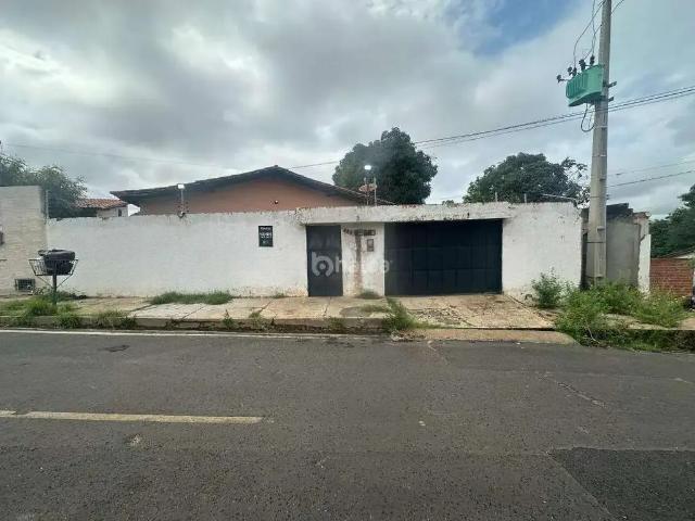Casa / Sobrado para Venda em Teresina/PI Parque São João 3 Quartos