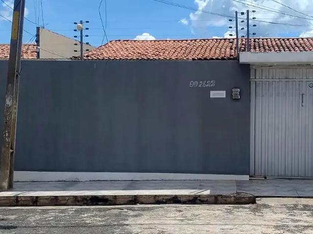 Casa / Sobrado para Venda em Teresina/PI São João 5 Quartos