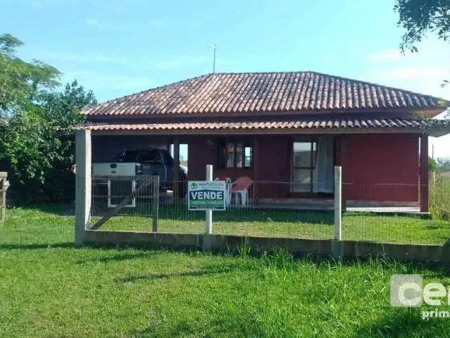 Casa / Sobrado para Venda em Terra de Areia/RS Centro 1 Quartos