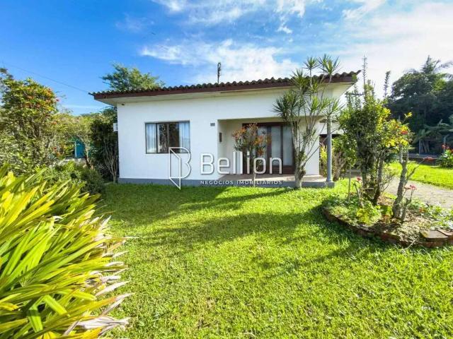 Casa / Sobrado para Venda em Timbó/SC Araponguinhas 3 Quartos