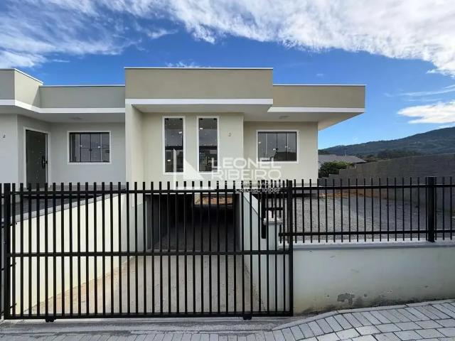 Casa / Sobrado para Venda em Timbó/SC Araponguinhas 3 Quartos