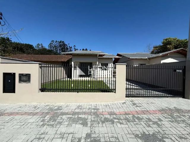 Casa / Sobrado para Venda em Timbó/SC Araponguinhas 2 Quartos