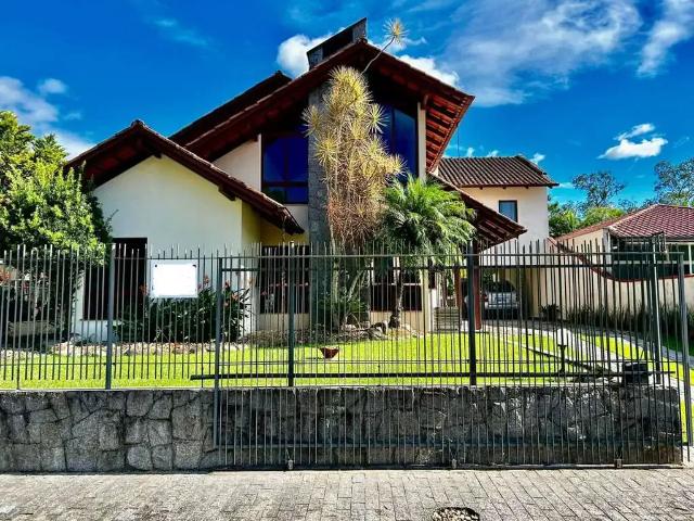 Casa / Sobrado para Venda em Timbó/SC Centro 4 Quartos