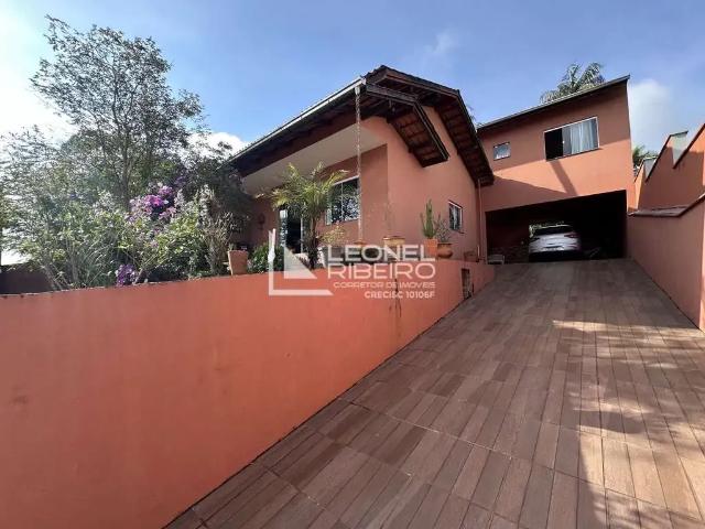 Casa / Sobrado para Venda em Timbó/SC Das Capitais 5 Quartos