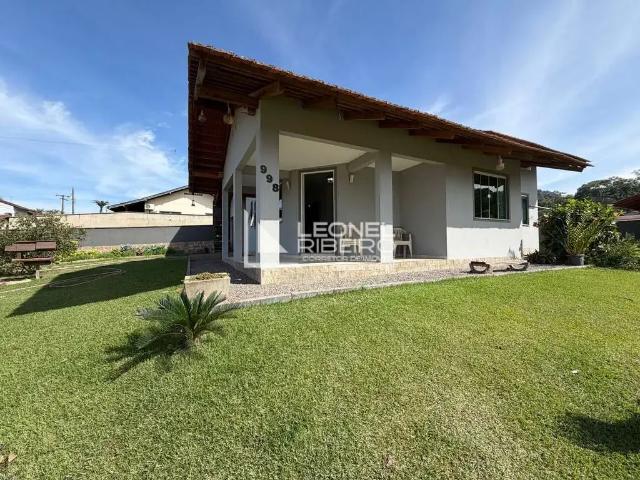 Casa / Sobrado para Venda em Timbó/SC Das Capitais 3 Quartos