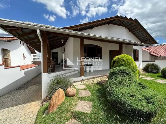 Casa / Sobrado para Venda em Timbó/SC Das Capitais 3 Quartos