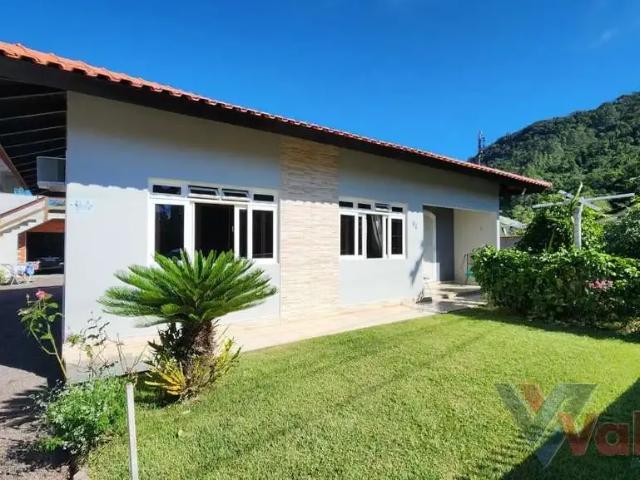 Casa / Sobrado para Venda em Timbó/SC Dos Estados 8 Quartos