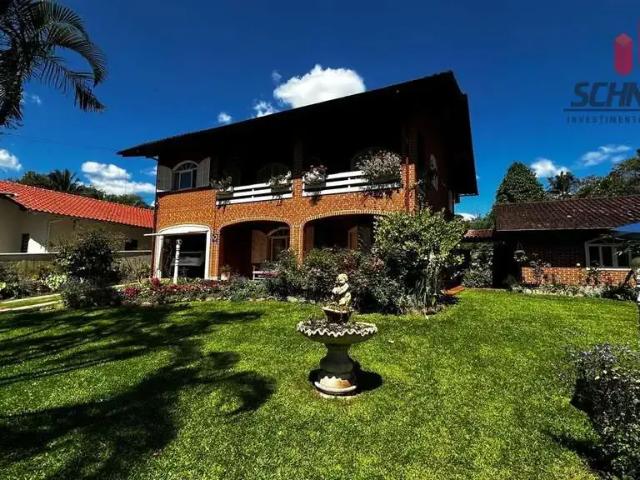 Casa / Sobrado para Venda em Timbó/SC Pomeranos 4 Quartos