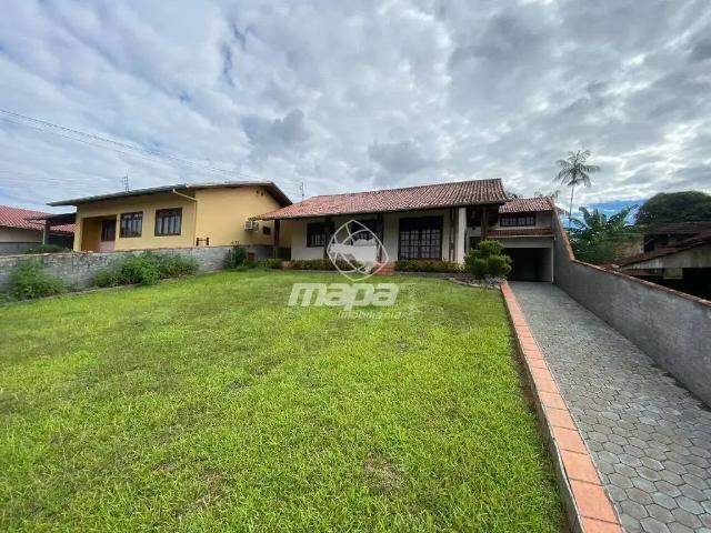 Casa / Sobrado para Venda em Timbó/SC Quintino 3 Quartos