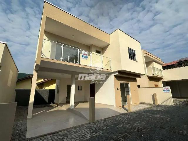 Casa / Sobrado para Venda em Timbó/SC Quintino 3 Quartos