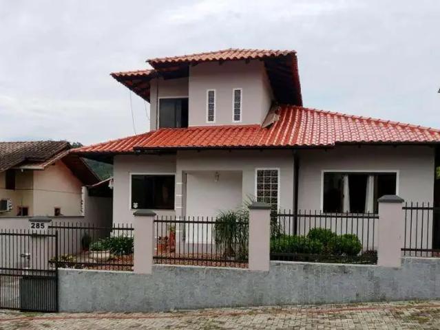 Casa / Sobrado para Venda em Timbó/SC Quintino 3 Quartos